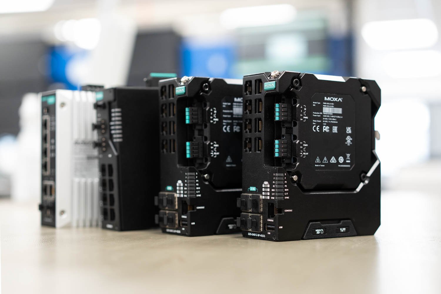 HATTELAND® Marine monitors